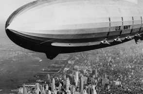 "1920s zeppelin room" - Rare Historical Photos