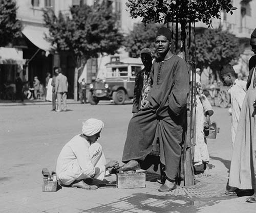The Busy Streets of Old Cairo Through Old Photographs From 1900-1935 ...