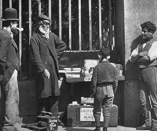 Street Life of Victorian London in Rare Historical Photographs, 1873 ...