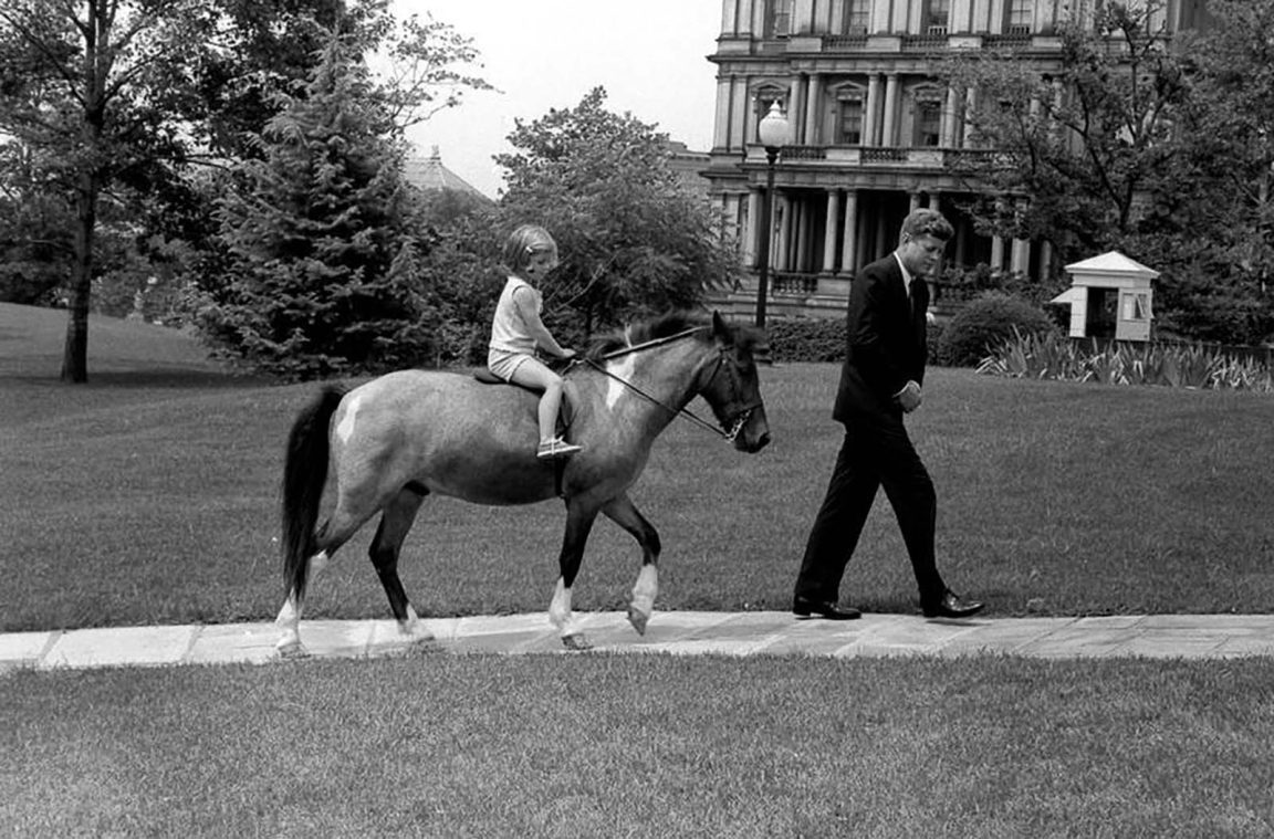Macaroni: Photos of Kennedys’ Pony in White House - Rare Historical Photos