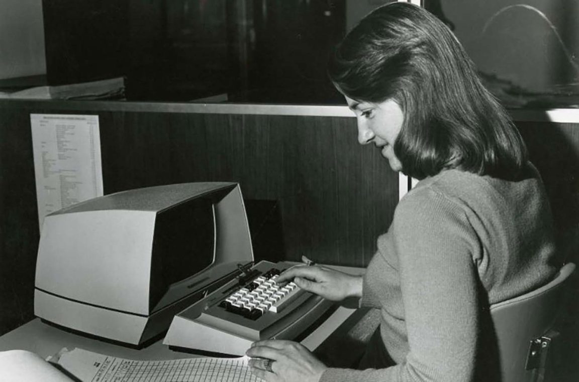 Vintage Photos Show the Workplace and Offices of the Past, 1970s-1980s ...