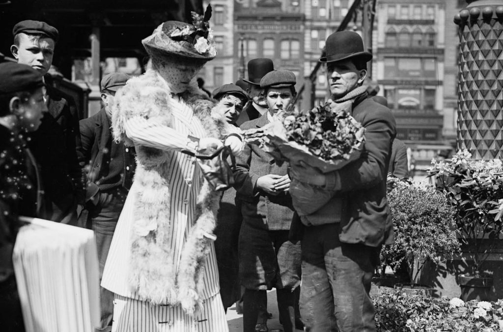 "social 1930s" - Rare Historical Photos