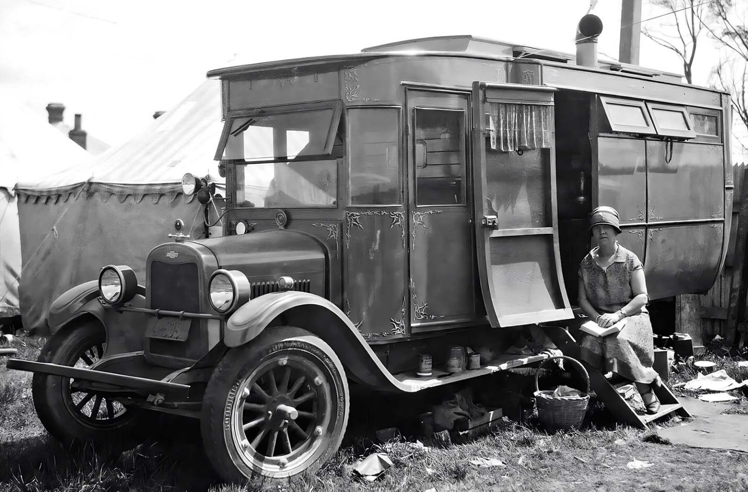 "1923 photos" - Rare Historical Photos
