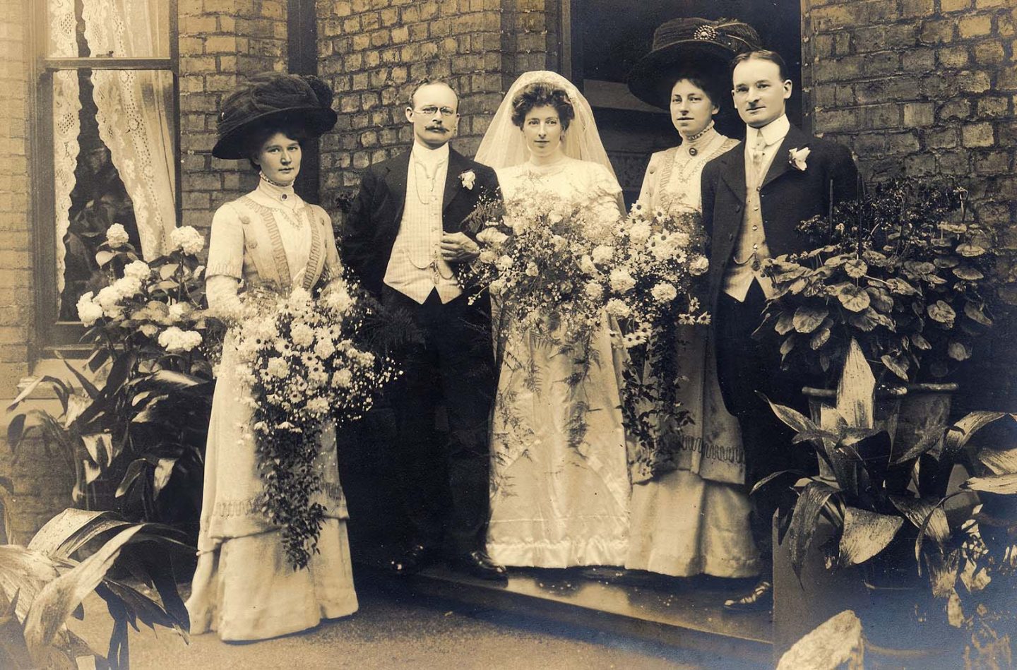 These Beautiful Photos Show What Weddings Looked Like in the Early 20th ...