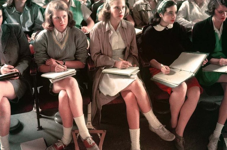  vintage up skirts Rare Historical Photos