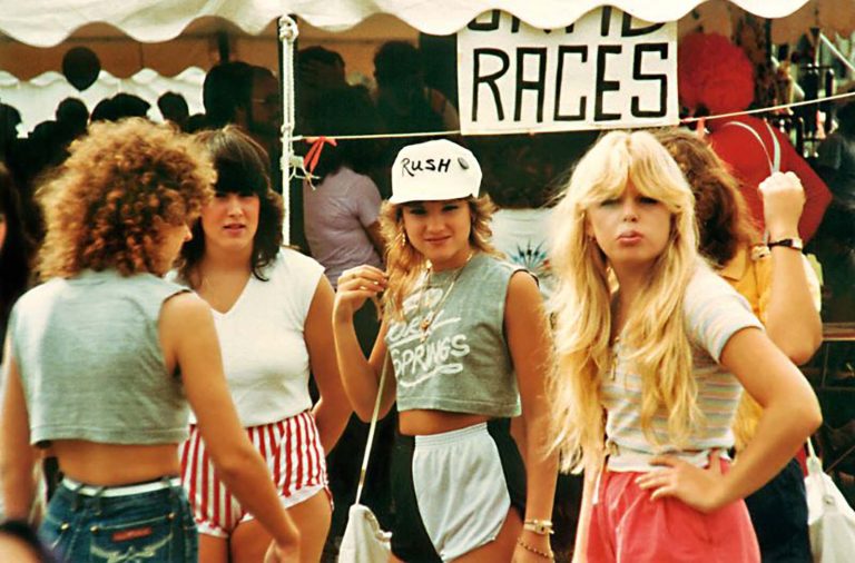 These Photos Reveal What 1980s Fashion Actually Looked Like Day-to-Day ...